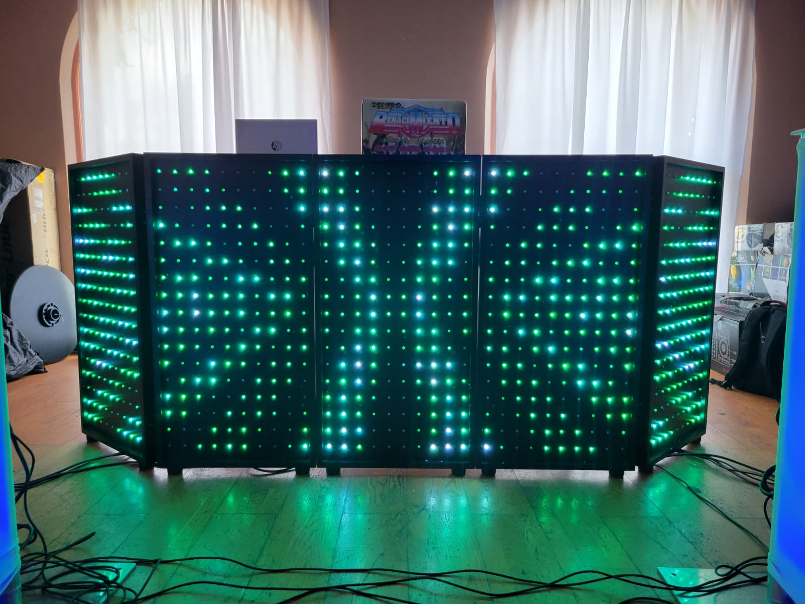 DJ BOOTH, LED FACADE 5 PANELS
