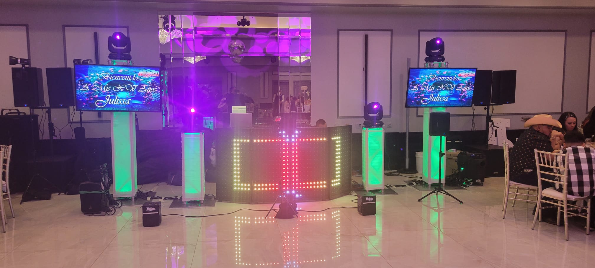 DJ BOOTH, LED FACADE 4 PANELS