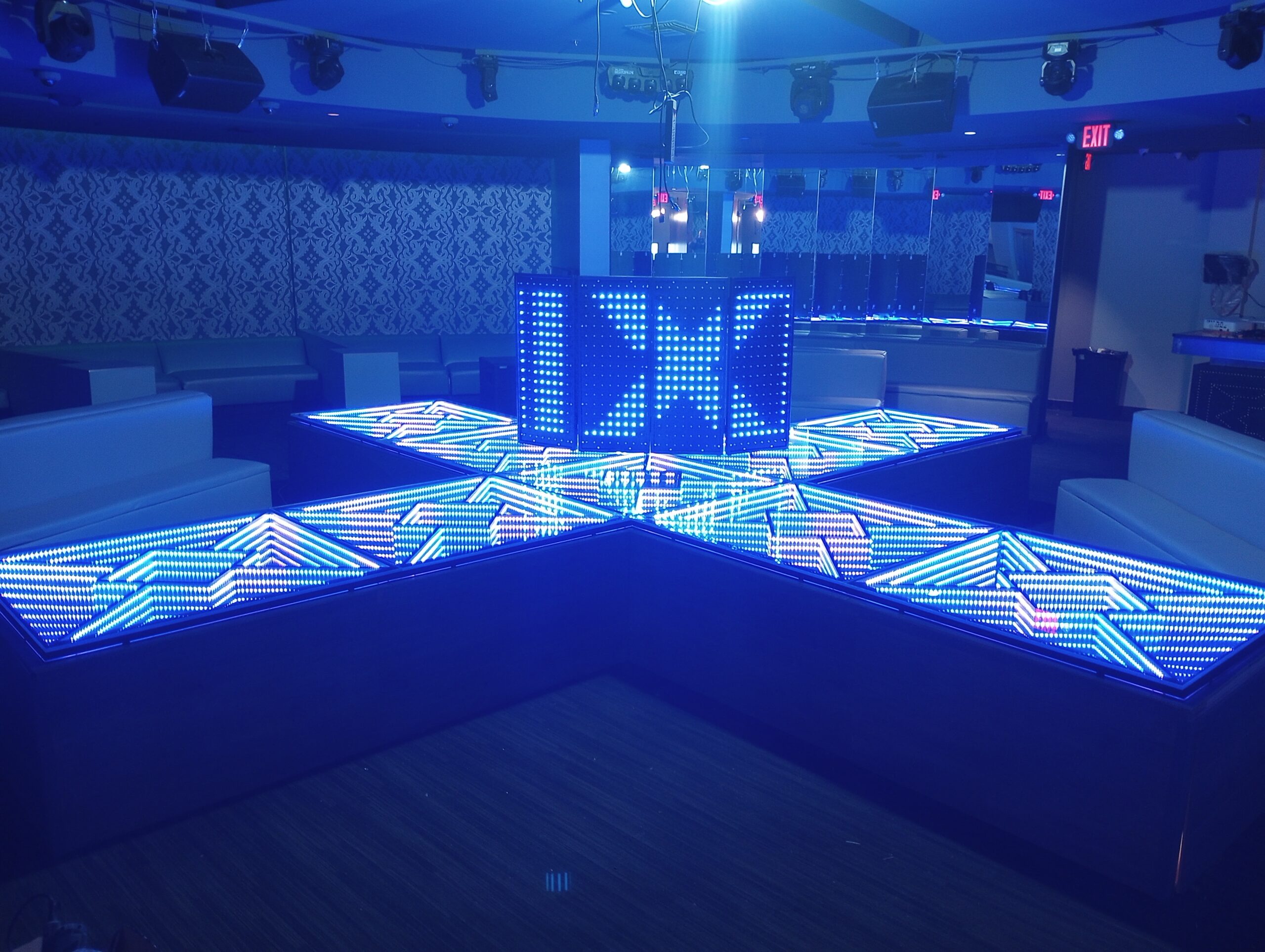 SMALL SIZE DJ BOOTH, LED FACADE 4 PANELS